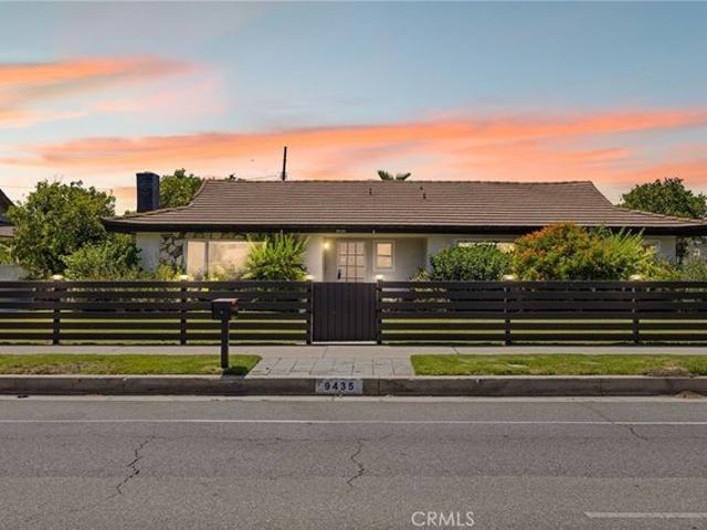 9435 Haskell Ave, North Hills, CA 91343