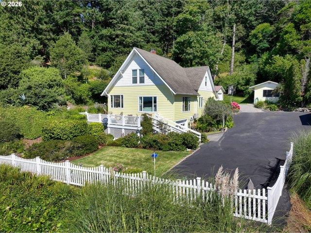 94361 Wedderburn Loop, Gold Beach, OR 97444