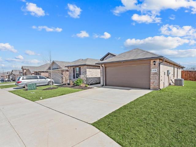 9436 Firedog Dr, Fort Worth, TX 76131 | MLS #21183 | Compass