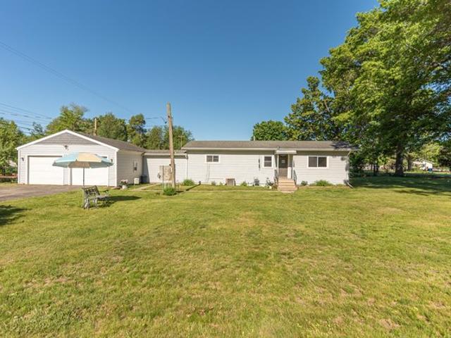 9437 Cady Rd, Jackson, MI 49201