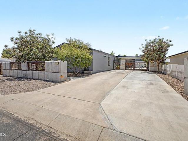 9437 E Emelita Ave, Mesa, AZ 85208