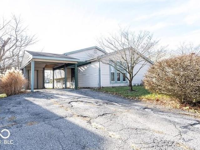 9437 Pepperidge Dr, Indianapolis, IN 46235