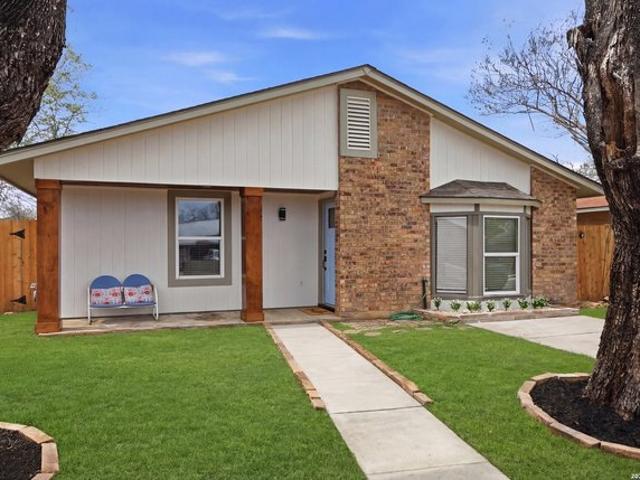 9439 Hindi St, San Antonio, TX 78224