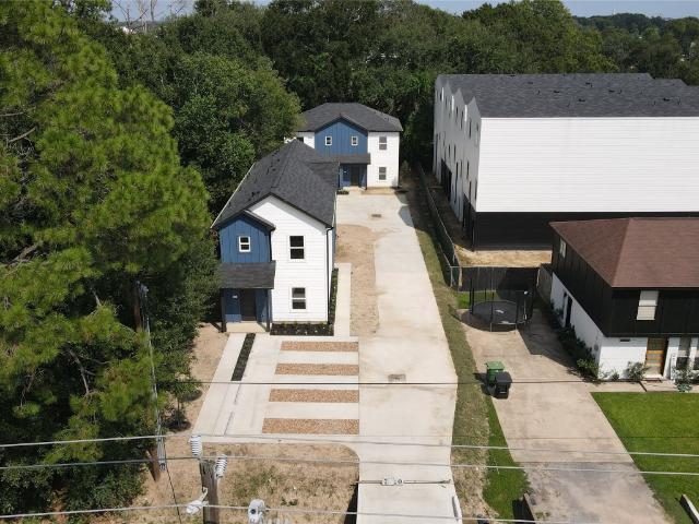 9439 Radio Rd, Unit A/B, Houston, TX 77075 | MLS #98514 | Compass