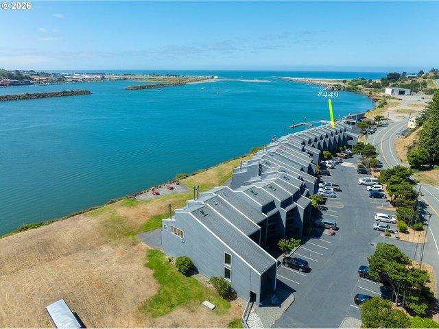 94304 Wedderburn Loop Unit 449, Gold Beach, OR 97444
