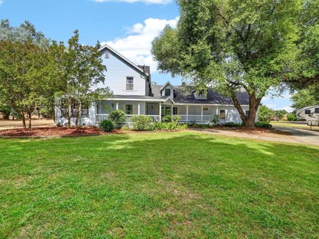 9430 Maris Ln, Elk Grove, CA 95624