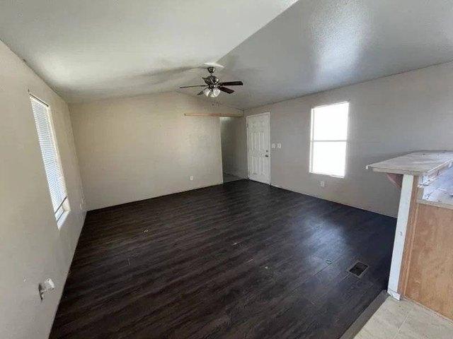 9431 E Coralbell Ave Lot 63, Mesa, AZ 85208
