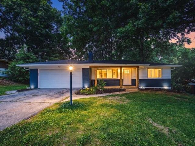 9431 Rockport Dr, Springfield Township, OH 45231