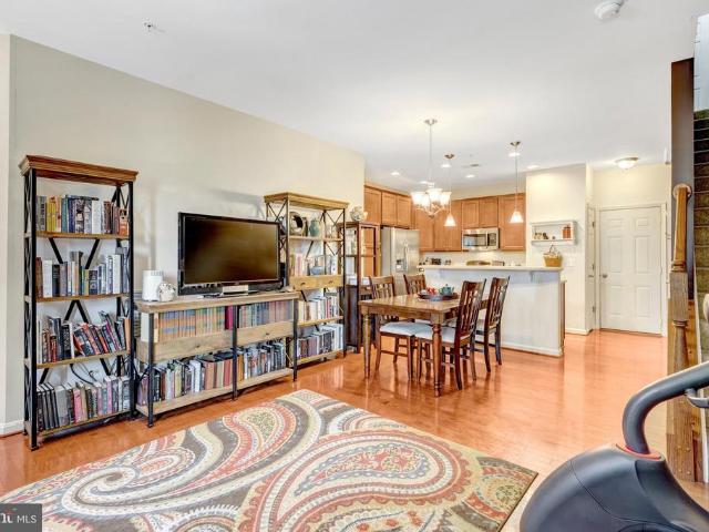 9431 Stonewall Road