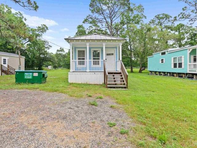 9433 Gulf Beach Hwy, Pensacola, FL 32507