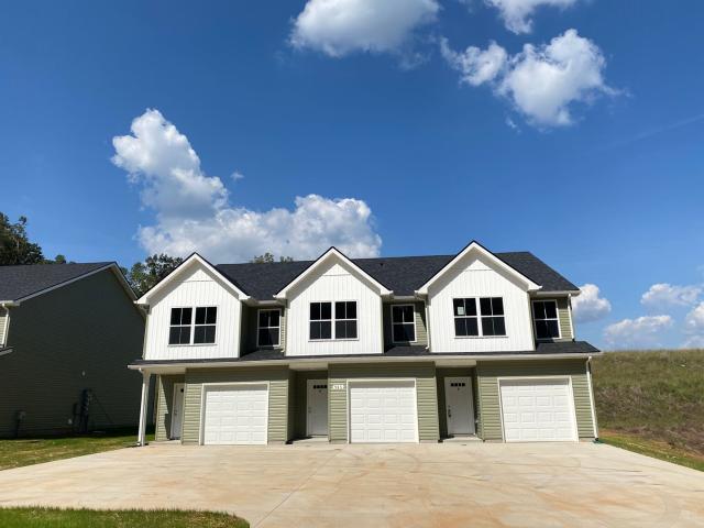 943 Center Rd