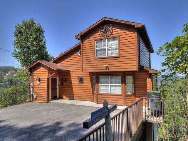 943 Crooked Ridge Rd