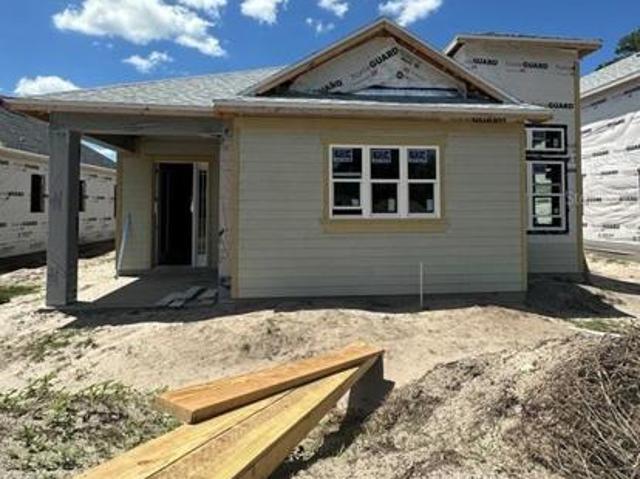 943 Azalea Walk E, Deland, FL 32724