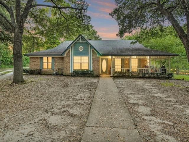 943 FM 2989, Midway, TX 75852