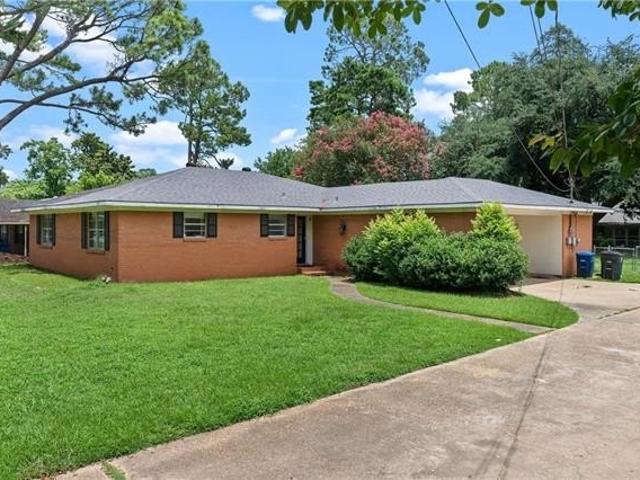 943 Harling Ln, Natchitoches, LA 71457