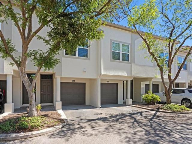 943 Normandy Trace Rd, Tampa, FL 33602