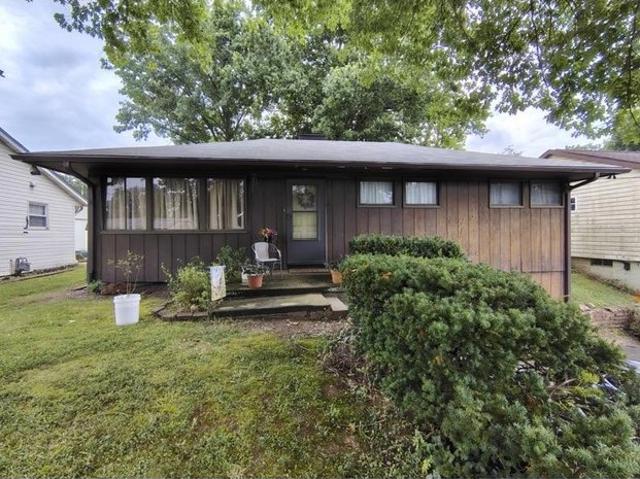 943 Norway Ave, Huntington, WV 25705