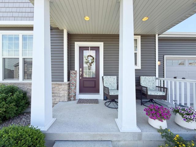 943 Silver Ripple Way
