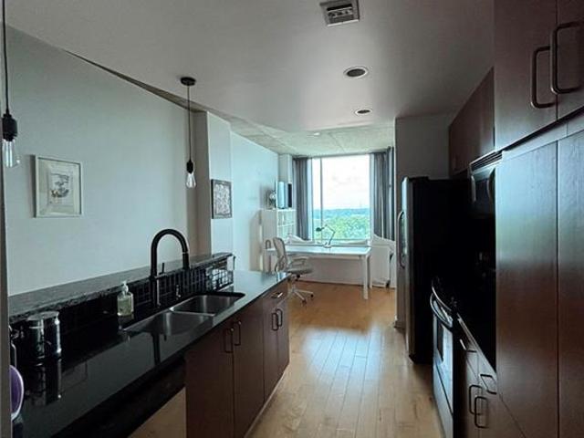 943 Peachtree Street NE 1117