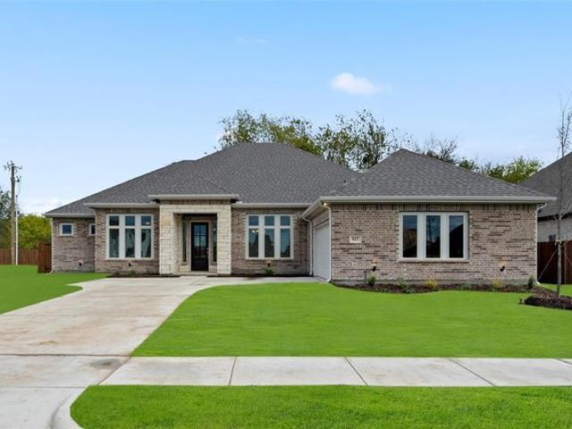 943 Richard Pittmon Dr, Desoto, TX 75115