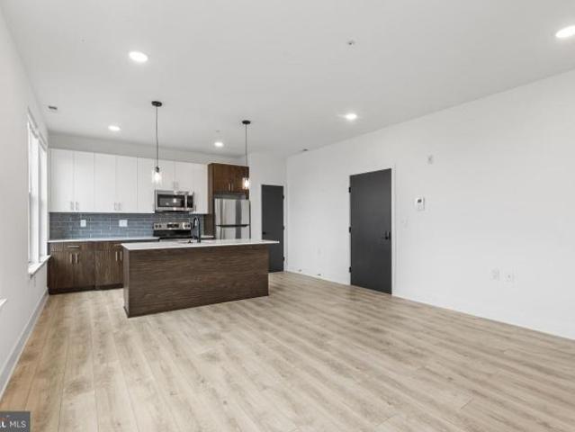 943 Washington Ave #501, Philadelphia, PA 19147