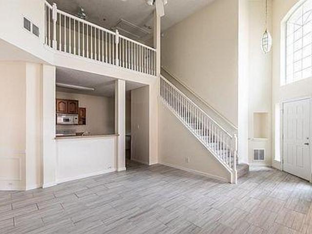 943 Winterstone Drive
