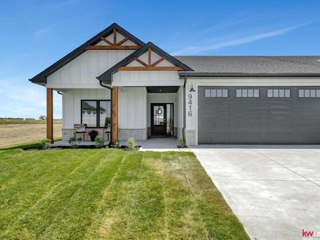 9444 S 87th St, Lincoln, NE 68526