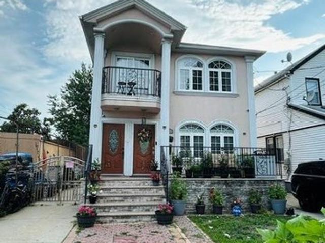 9444 th St, Queens Village, NY 11428
