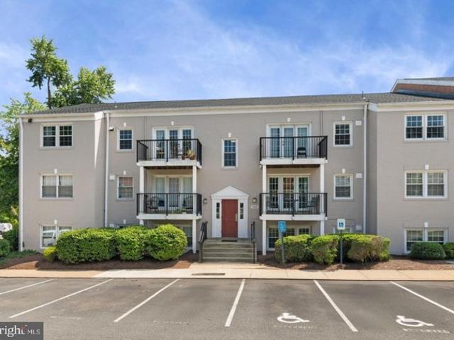 9445 Fairfax Blvd Apt 102, Fairfax, VA 22031