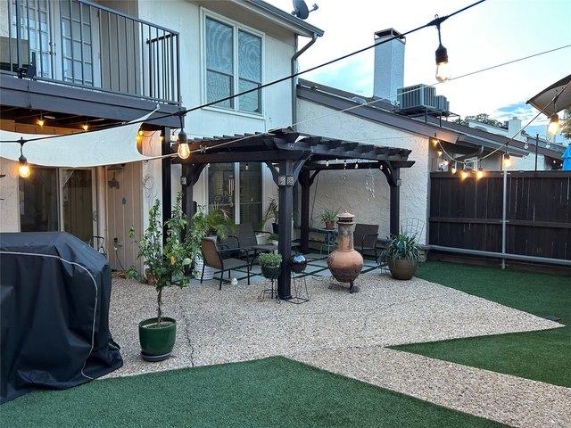 9446 Chimney Corner Ln, Dallas, TX 75243