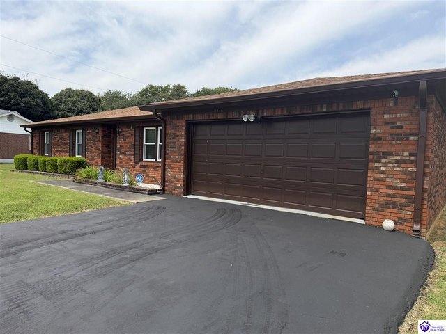 9446 Leitchfield Rd, Cecilia, KY 42724