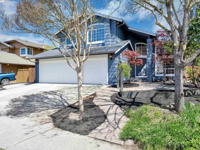 9449 Wellington Cir, Windsor, CA 95492