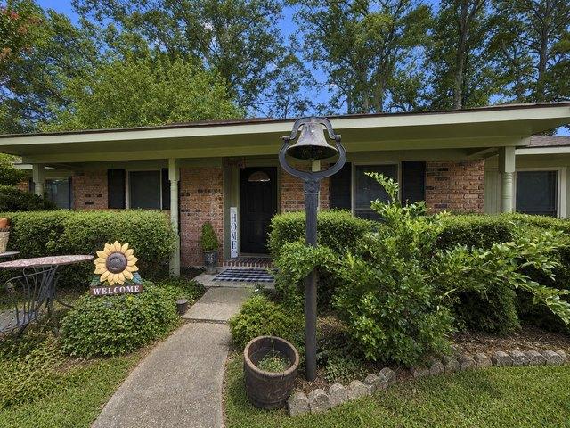 9440 W Montego Ln, Shreveport, LA 71118