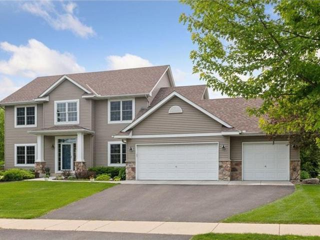 9441 Glacier Rd, Minnetrista, MN 55375