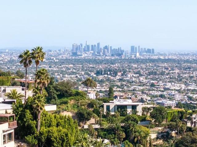 9442 Sierra Mar Pl, Los Angeles, CA 90069