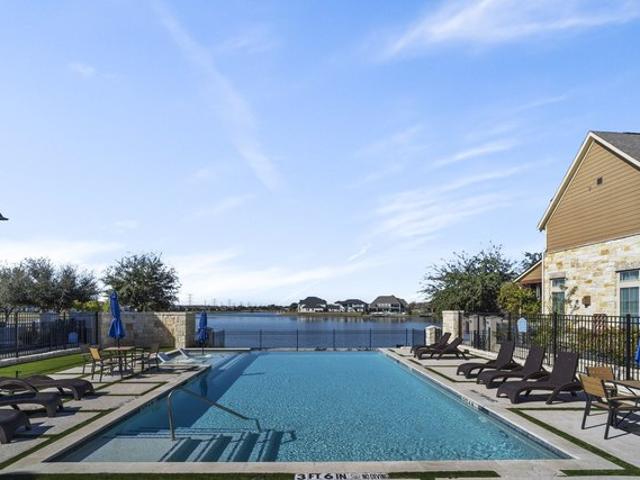 9443 Towne Lake Pkwy, Cypress, TX 77433
