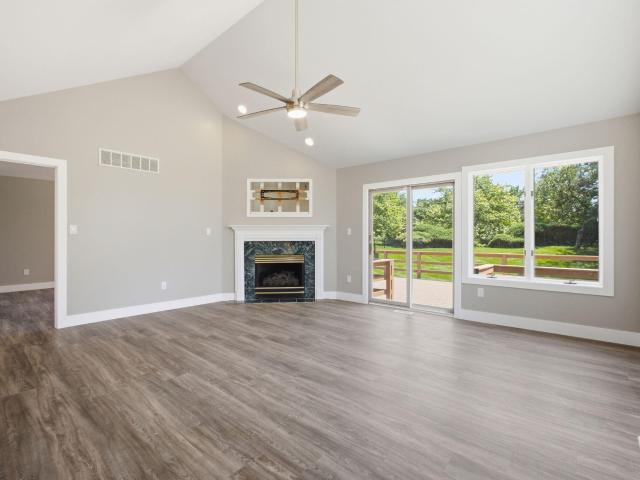944 Cornwallis Lane