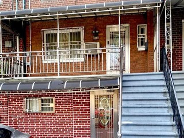 944 Adee Ave, Bronx, NY 10469