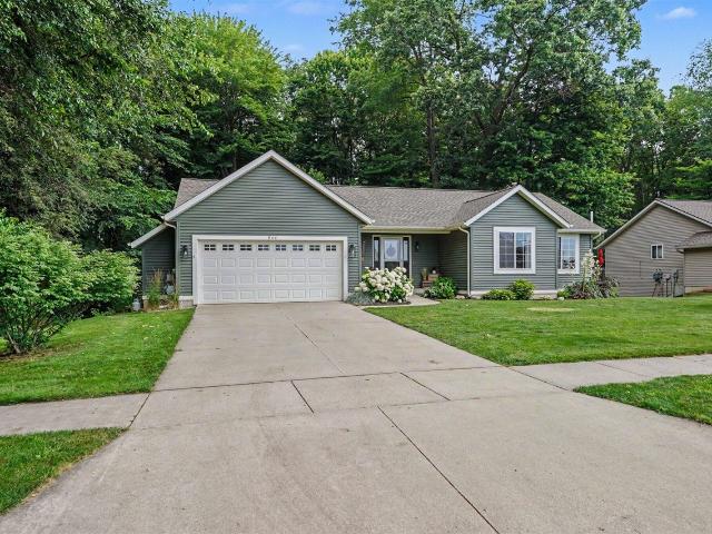944 Oak Brook Court