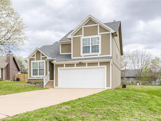 944 N Pine St, Olathe, KS 66061