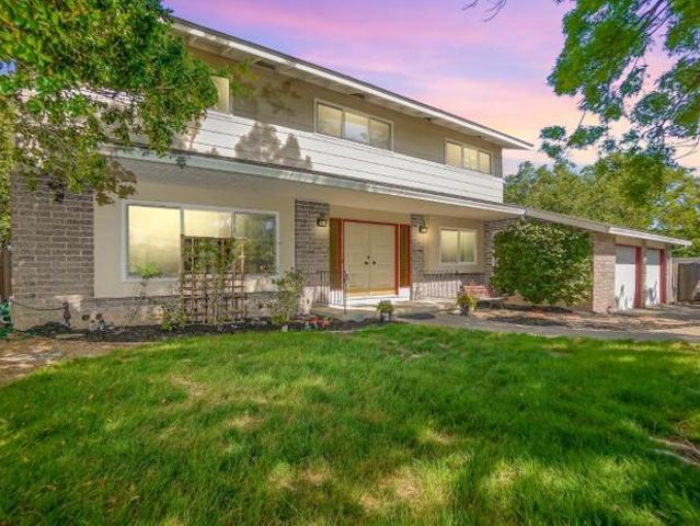 944 Stow Ln, Lafayette, CA 94549