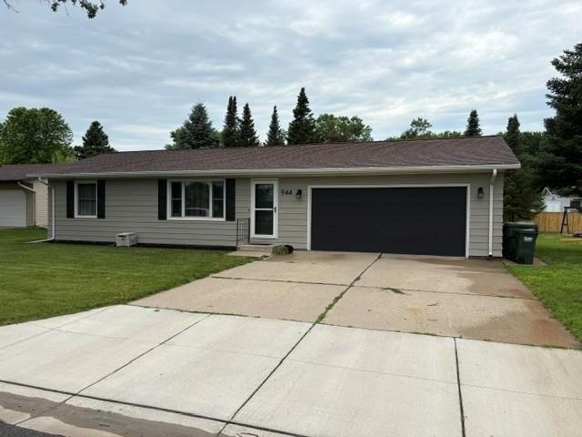 944 Sunset St SW, Hutchinson, MN 55350