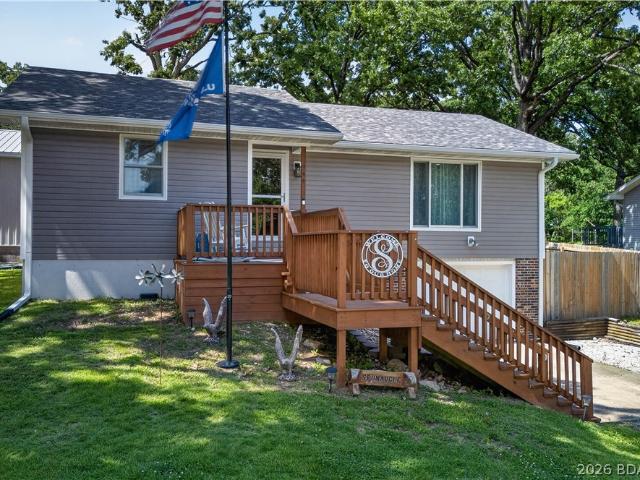 944 Red Bud Drive