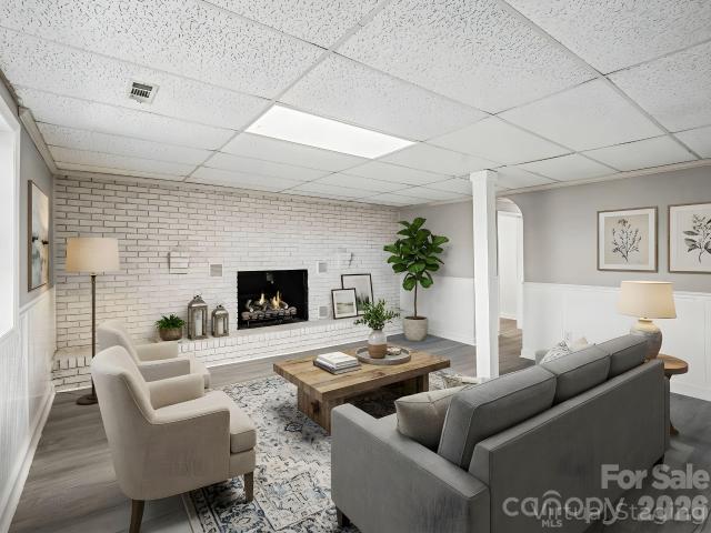 944 Woodland Drive