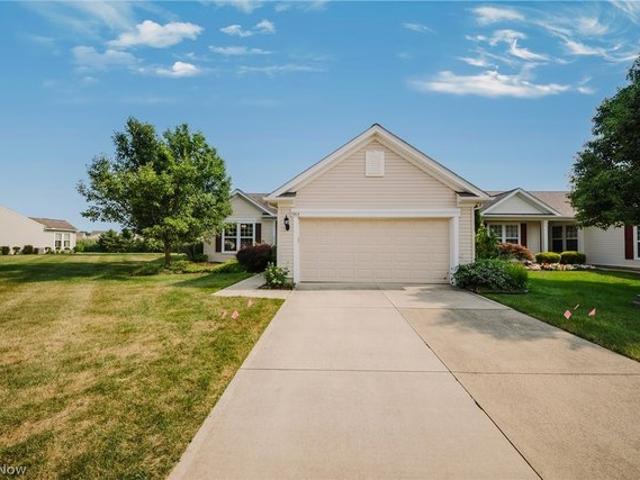 9454 Harvard Dr, North Ridgeville, OH 44039
