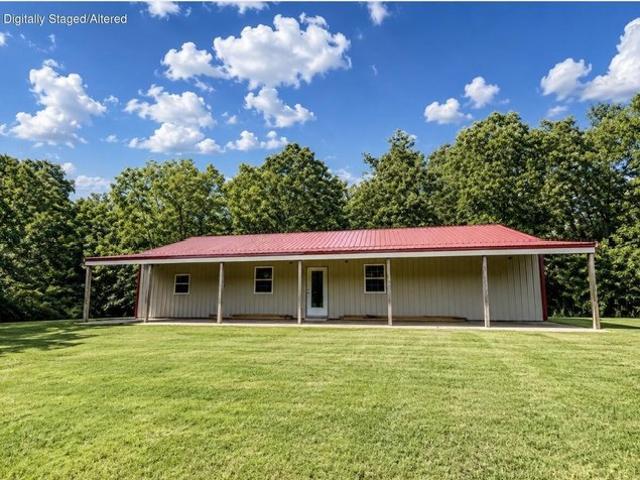 9457 County Road 9160, Koshkonong, MO 65692