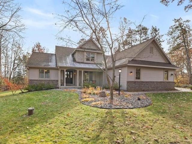 9457 Woodland Cir, Amherst Junction, WI 54407