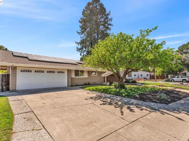 9459 Broadmoor Dr