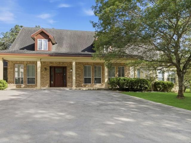 9450 Cinchona Trl, San Antonio, TX 78266