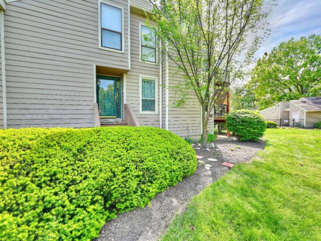 9450 Hunters Creek Drive